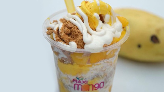 People Waited For Four Hours To Try This Mango Float!
