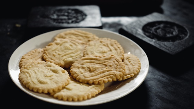 Have A Taste Of This Kapampangan Lola’s Legendary Cookies