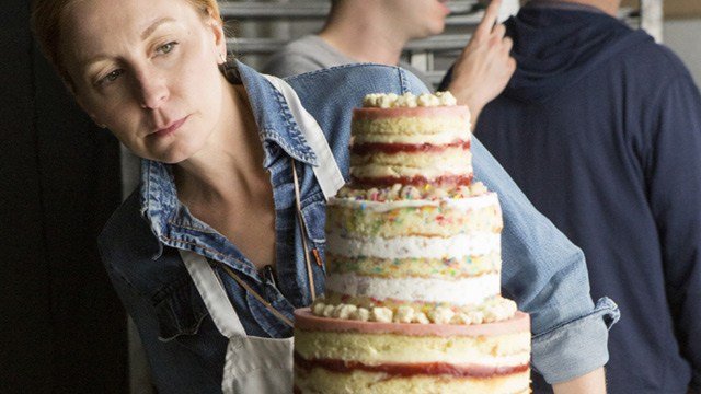 This New Netflix Show Will Have You Craving Cookies, Pies, and Pastries