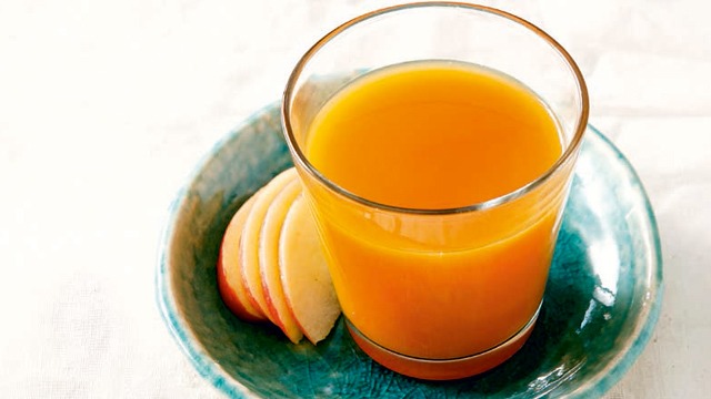 Carrot and Apple Juice Recipe | Yummy.ph