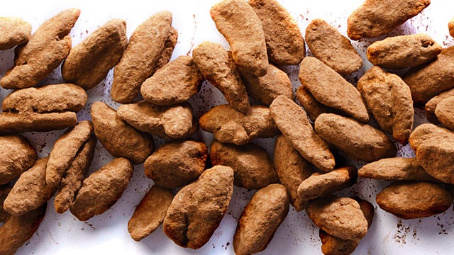 "pili nuts" - Yummy.ph