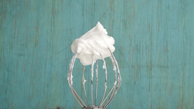 Tips On How To Beat Fluffy Egg Whites | Yummy.ph