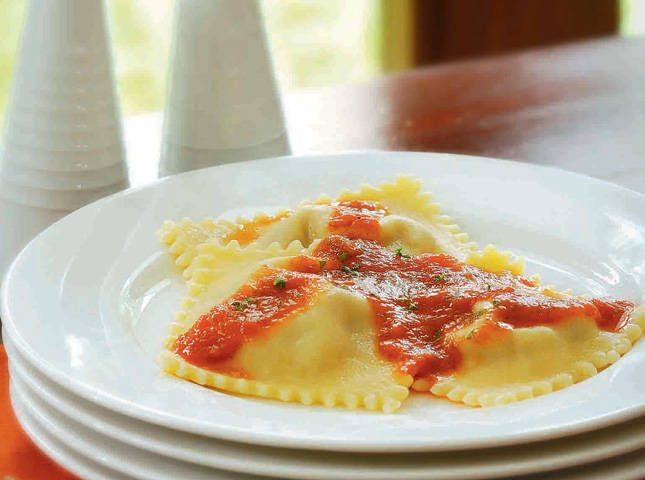 4 Ways to Use Leftover Tomato Sauce