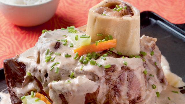 Sizzling Bulalo na Baka (Beef Shank) Recipe