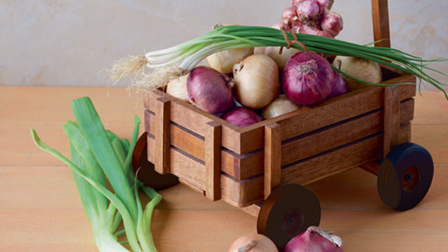 5 Kinds of Onions Every Home Cook Should Know About