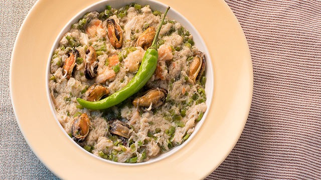 Seafood Gising-Gising Recipe | Yummy.ph
