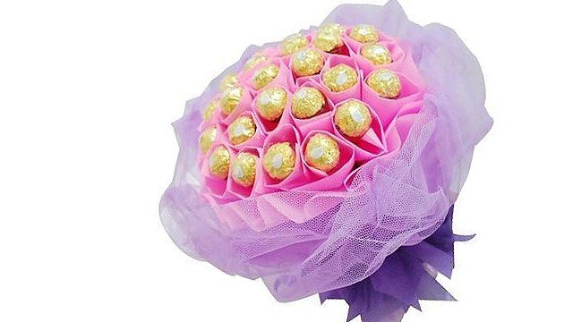 These Food Bouquets Will Make Anyone Fall in Love with You