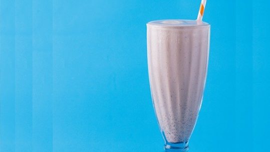 Irish Cream Milkshake Recipe | Yummy.ph