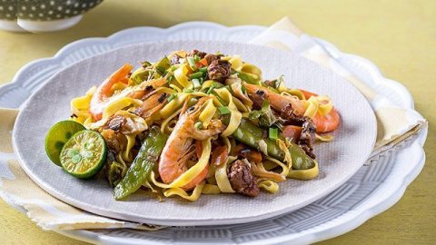 Pancit Bato Recipe | Yummy.ph