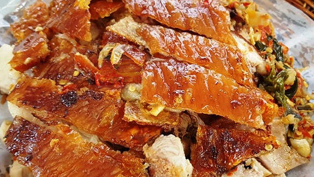 Where To Order Lechon For Noche Buena In Metro Manila