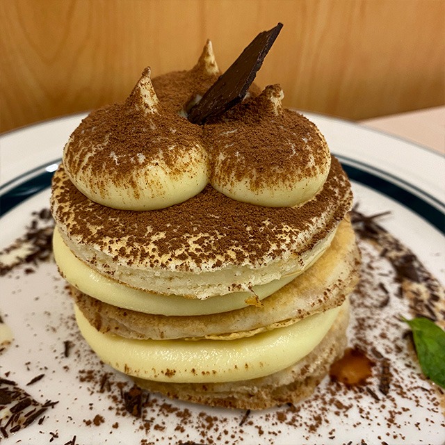 Gram Cafe And Pancakes: Menu + Recommendations!
