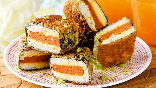 Crispy Spam Musubi Recipe | Yummy.ph