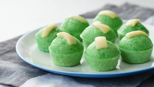 Pandan Puto Recipe | Yummy.ph