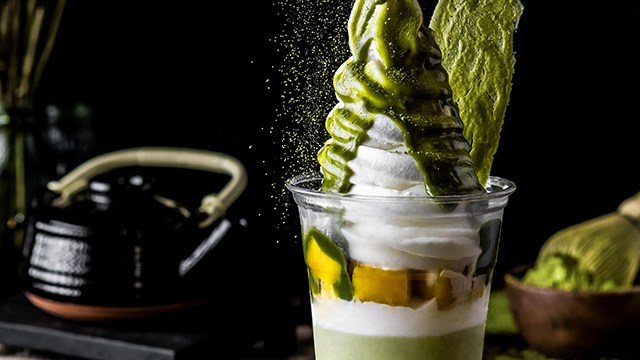 We Have A Guide To The Secret Menu of BLK 513 Frozen Yogurt!