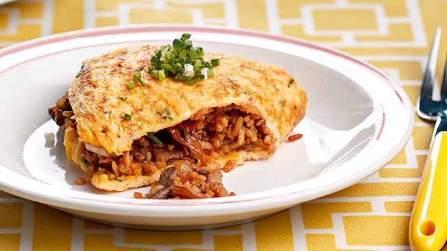 Beef Steak Omurice Recipe | Yummy.ph