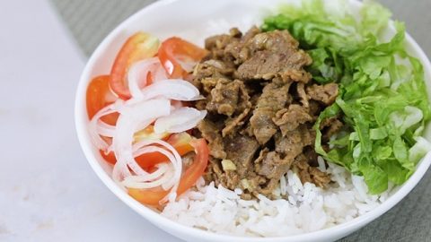 WATCH: How to Make Beef Shawarma Rice