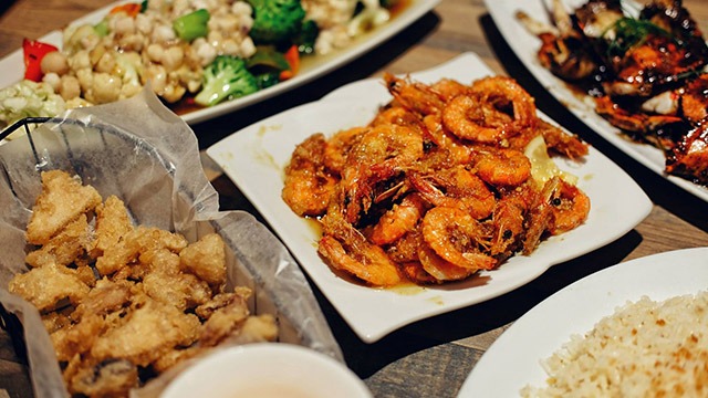 Isla Sugbu Offers A Paluto-All-You-Can Seafood Buffet For P848