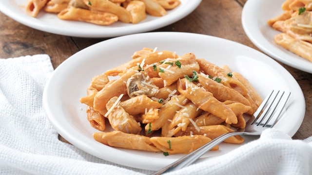 Timbal (Creamy Chicken, Tomato, and Mushroom Pasta) Recipe