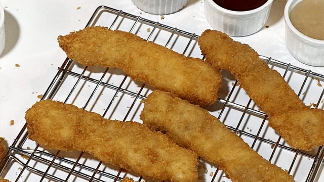 Pancake House Now Offers Pan Chicken Nuggets and Fingers
