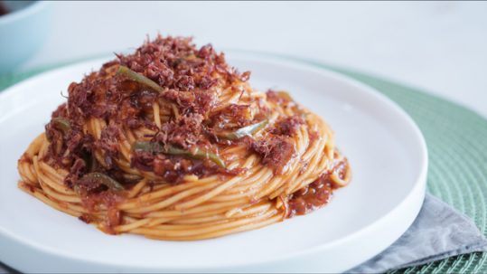WATCH: How To Make Crispy BBQ Corned Beef Pasta