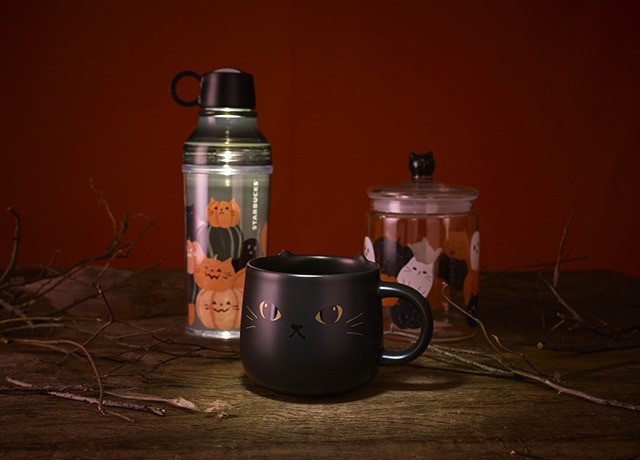 The Starbucks Halloween Collection Is Spooky-Cute!