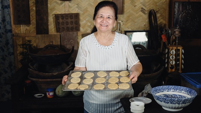 Have A Taste Of This Kapampangan Lola’s Legendary Cookies