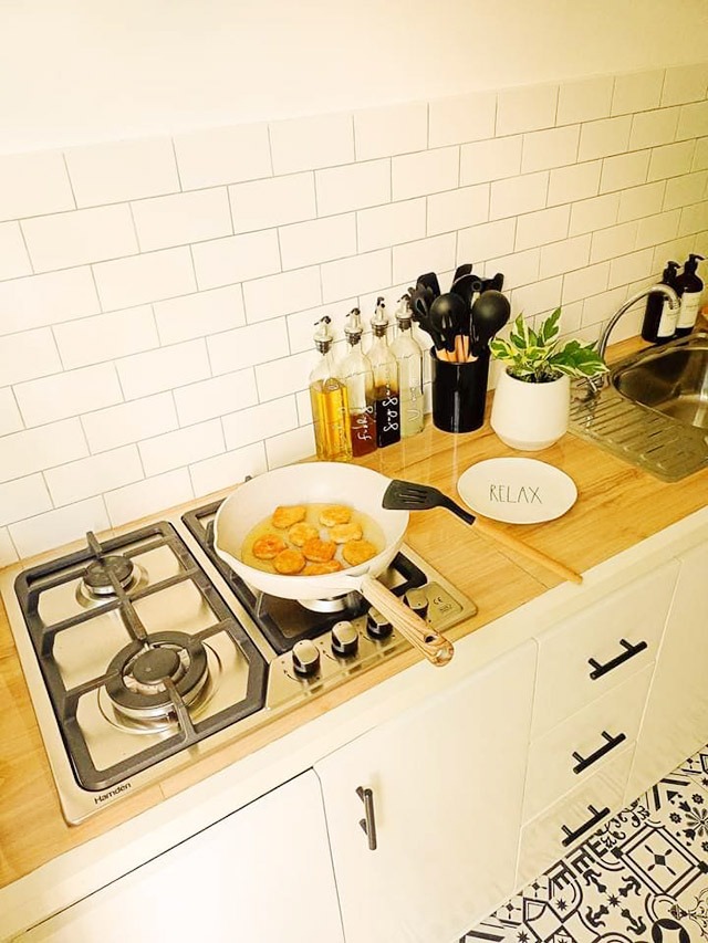 Wow, This Mommy Was Able To Achieve Her Dream Tiny Kitchen!