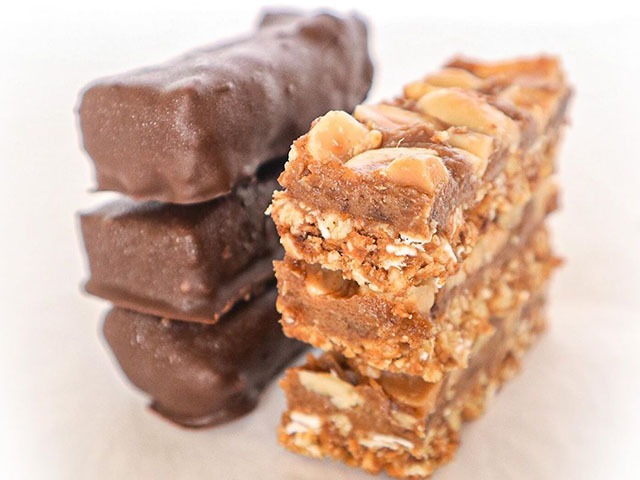 This Snickers-Inspired Treat Is Vegan-Friendly