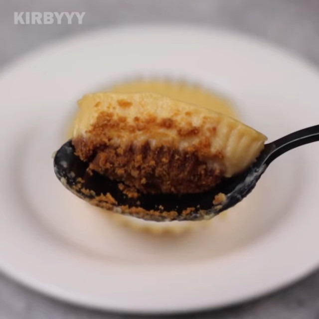 How To Make Graham Flan Cupcakes