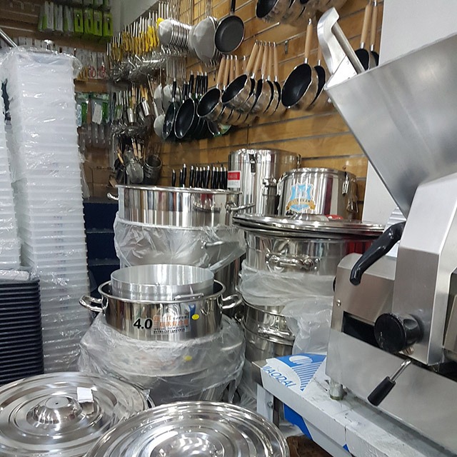 This Budget-Friendly Kitchen Store Has Everything You Need To Start A ...