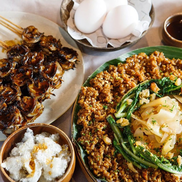 Where to Order Roasts, Lechon, and Other Christmas Food