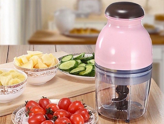 6 Useful Kitchen Appliances For People Who Can't Cook