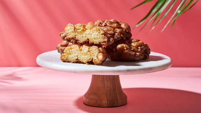 Starbucks Launches Strawberry and Chocolate Choux Cream Frappuccinos