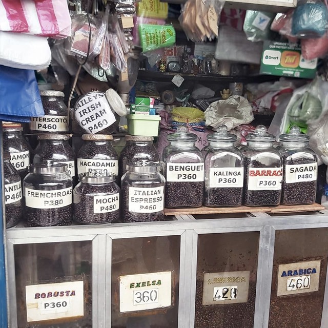 Kape Kabuhayan in Quiapo
