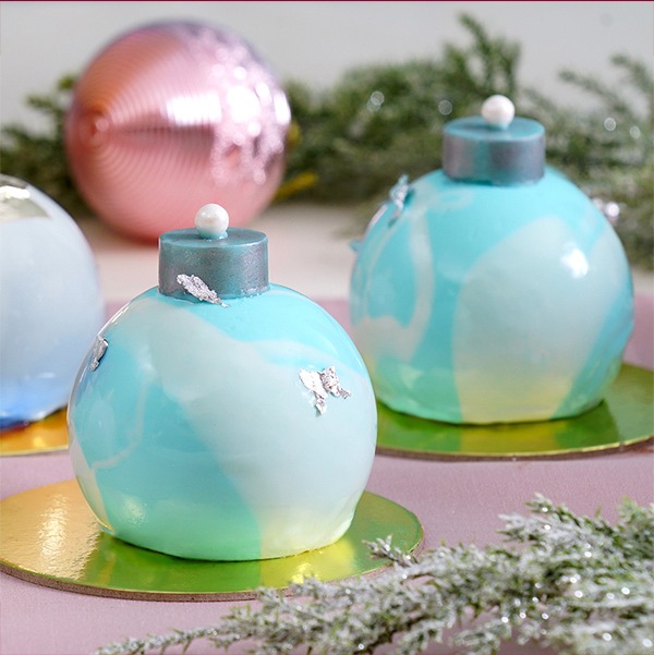 Bizu 2021 Christmas Cakes And Pastries