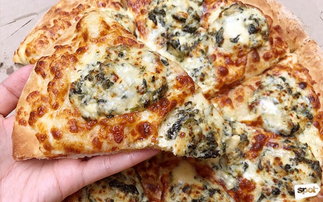 Angel's Pizza Creamy Spinach Dip Pizza