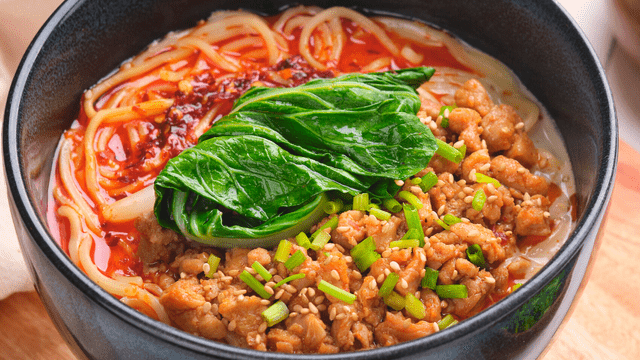 Kuya J Launches Bida Mamen