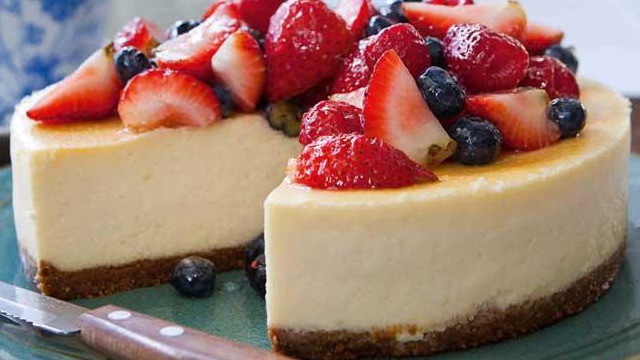 The Prettiest and Lip-Smacking Cheesecakes Around Manila