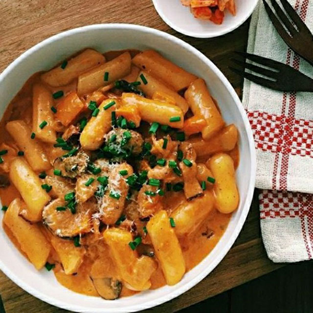 GrabKitchen Launches Its First 24/7 Branch in Quezon City!