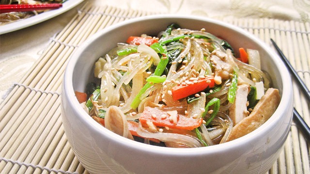 3 Pancit Recipes You Can Cook for Noche Buena