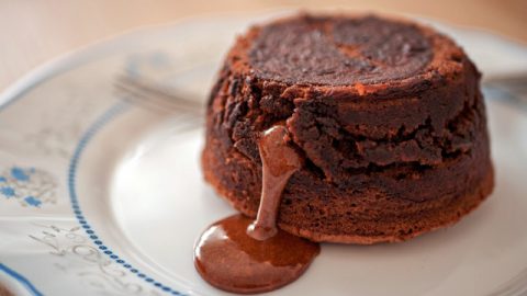 3 Ways To Make Lava Cakes - Yummy.ph
