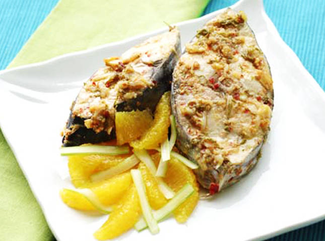 Oriental Marinated Tanigue Steaks