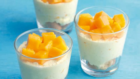 Easy Mango Parfait Recipe - Yummy.ph