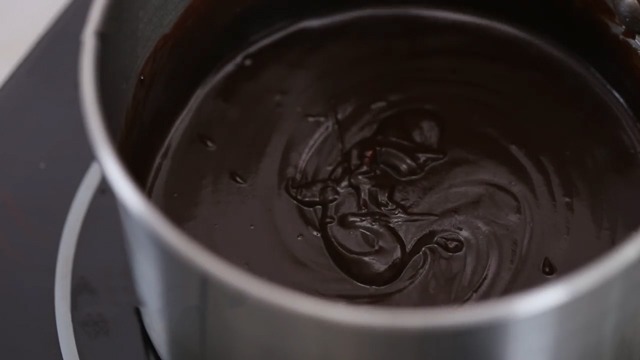 Easy Mocha Buttercream Recipe